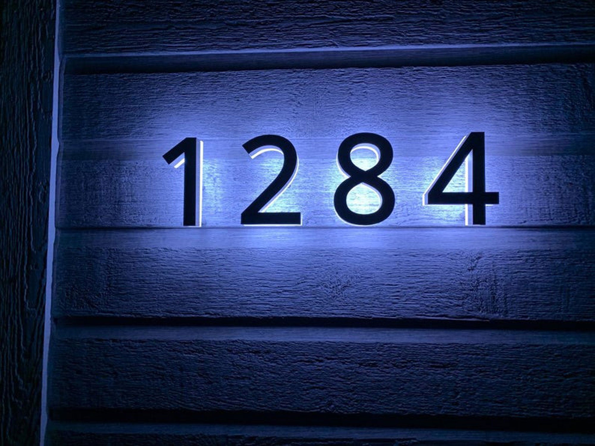 Why Illuminated House Numbers Are Popular Now – helloneonsign