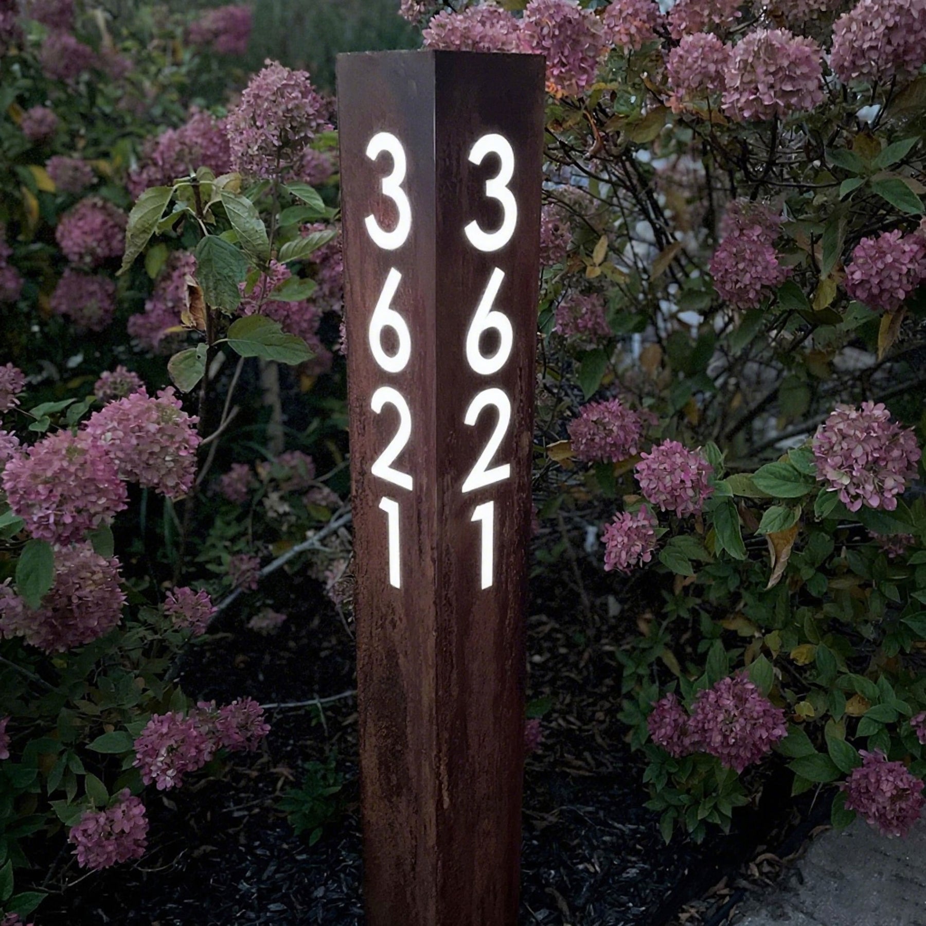 Solar Power House Number Post Illumianted Address Numbers Smart Chargi ...